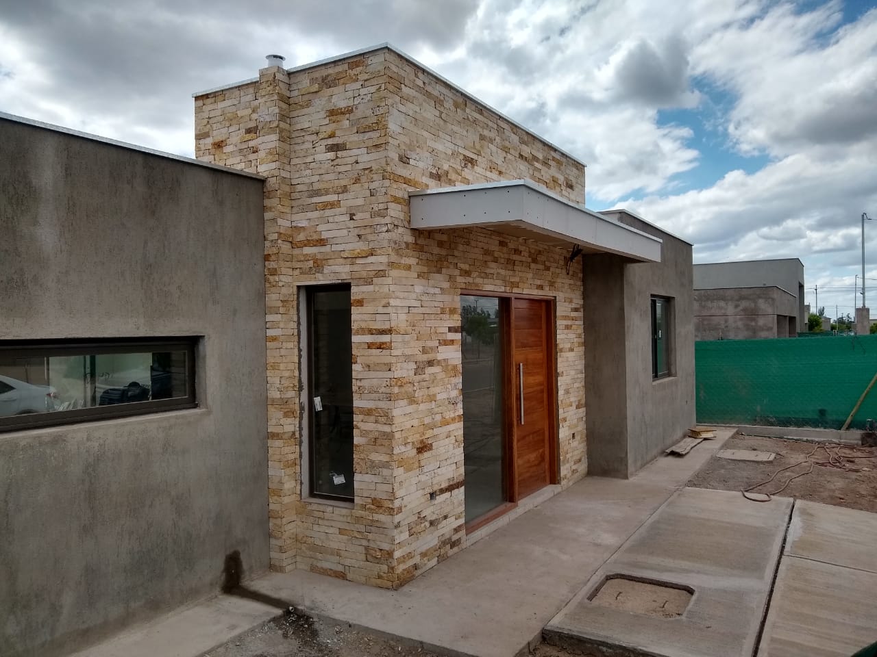 > Barrio Milcayac :: FOX PANEL